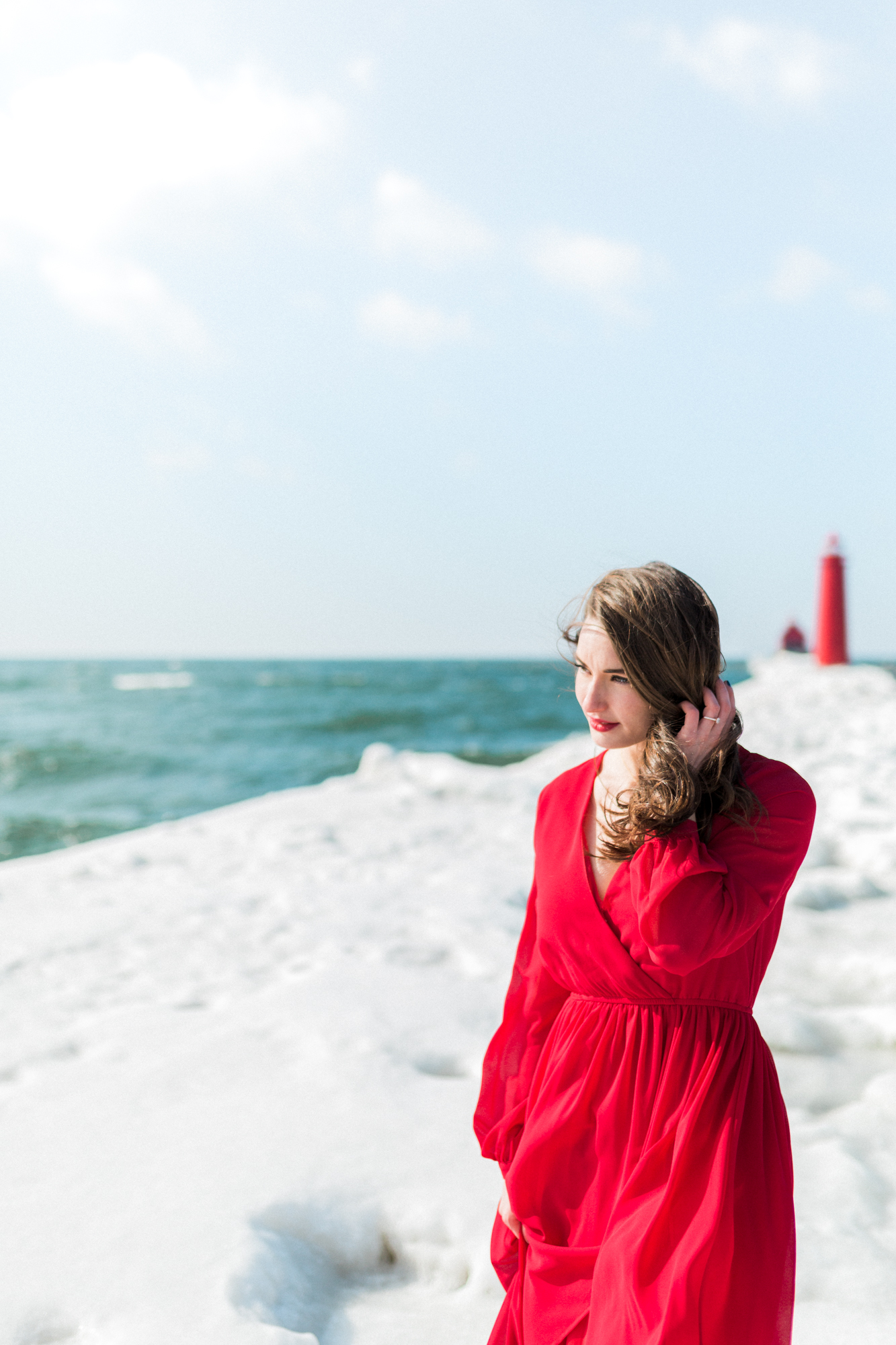 Grand Haven Lighthouse and Pier Michigan Engagement | Mary + Joey ...